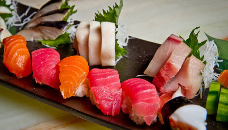 Lincoln Road Miami Beach: Unwind, Shop, Dine & Explore!